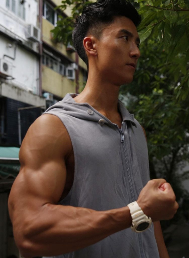 TVB 隐世港男大只仔 - 陈伟洪 Calvin Chan 操 FIT 过程全公开。 - Iconicmen