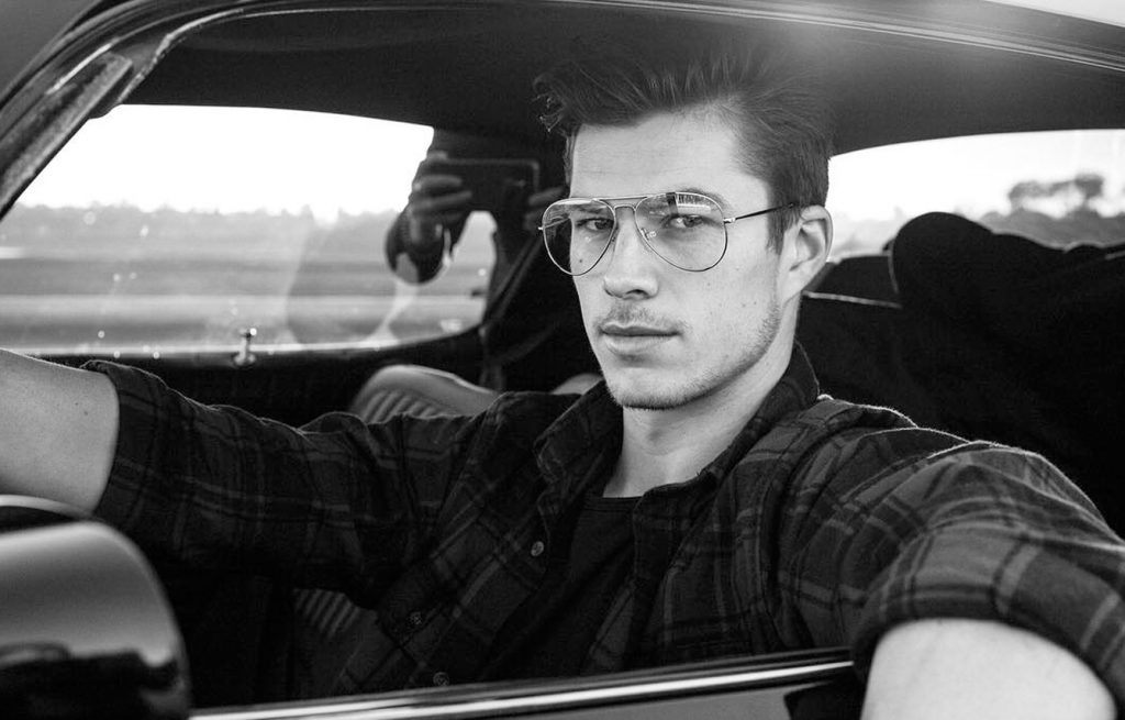 阳光面庞美好身材的超模奶爸 — Chase Mattson 。 - Iconicmen