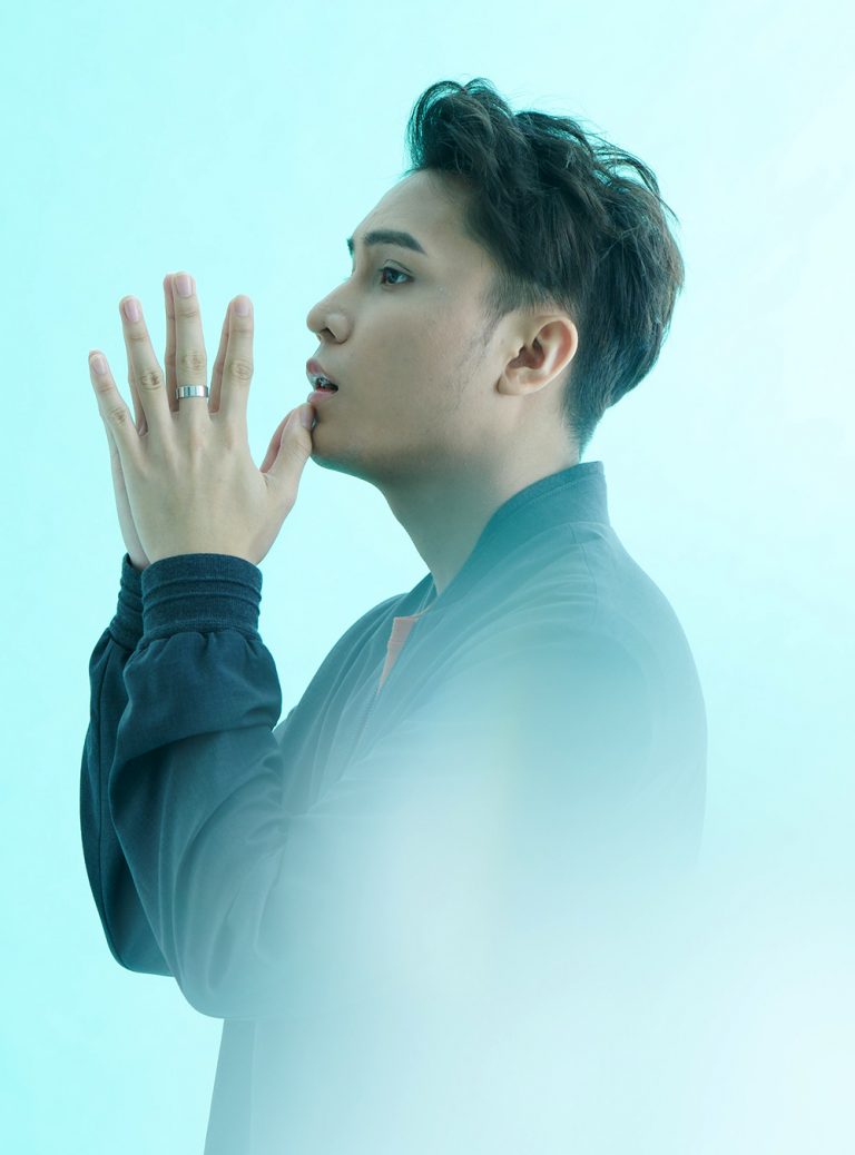 唱作歌手 - 菲道尔 Firdhaus，梦想成为 “ 一个时代的代表 ”。 - Iconicmen