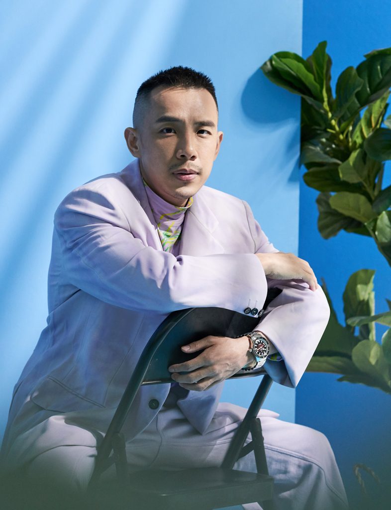 世界十大杰出青年 Datuk Seri Edmund Heng 在自己的世界云游四海。 - Iconicmen