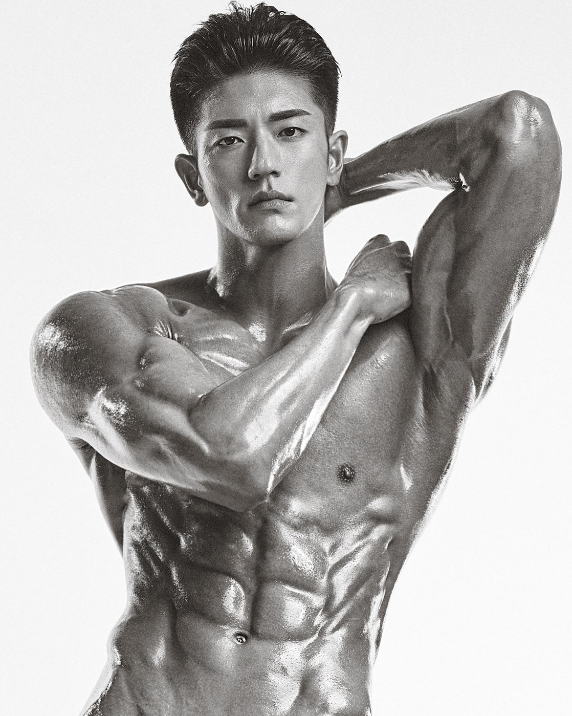 韩国高颜值猛男警察 - 李绿元，警界中闪亮的一颗星。 - Iconicmen