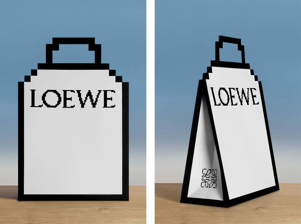 LOEWE 推出全新 2023 春夏 Pixel Capsule 像素系列。让你变身成为电玩裡的角色！ - Iconicmen